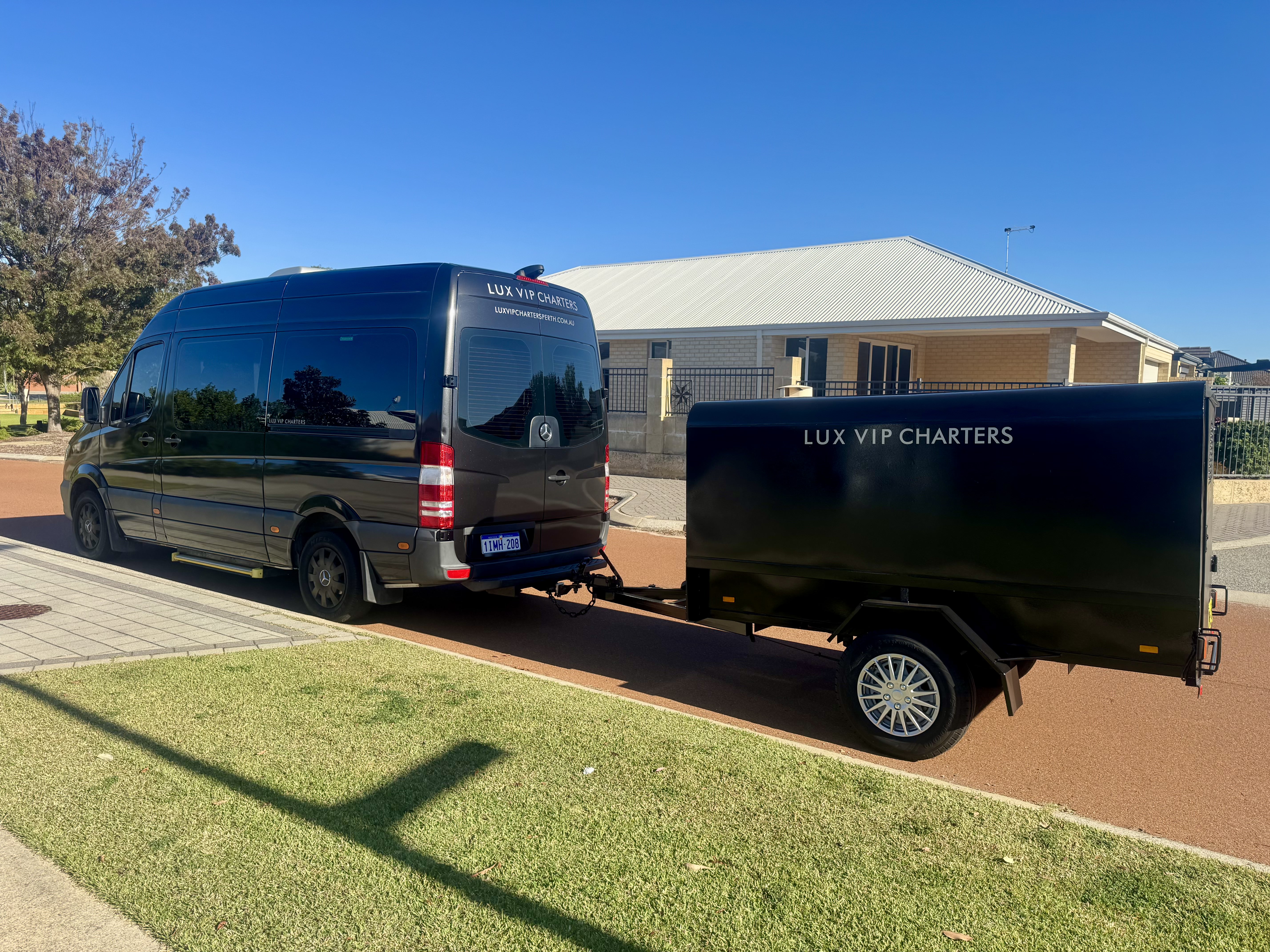 Airport Transfers | Lux VIP Charters Perth